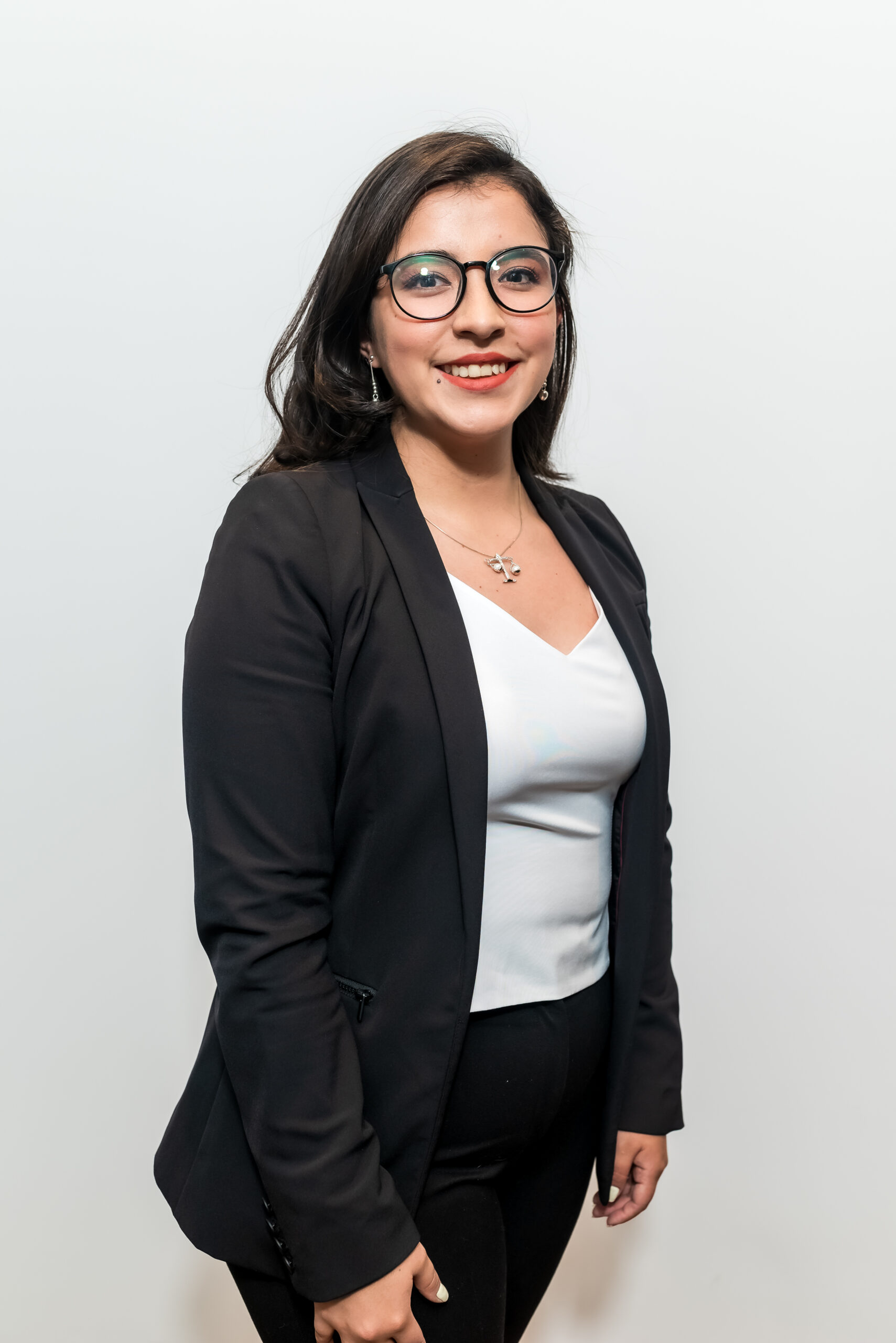 DANIELA ESTEFANÍA VALLEJO CALVACHI - Phaslegal